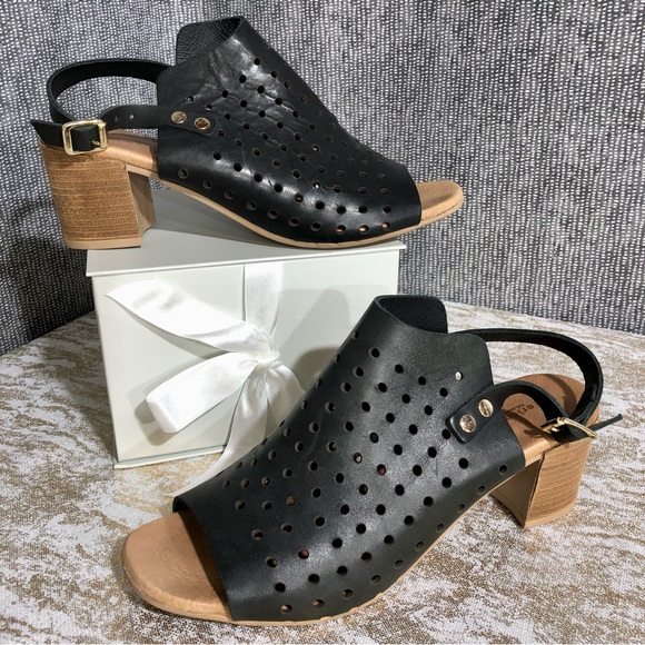 Eric Michael | Shoes | Eric Michael Block Heel Sandal | Poshmark